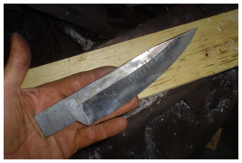 Knifemaking - Making a Motorcycle Chain San Mai Damascus Knife ...